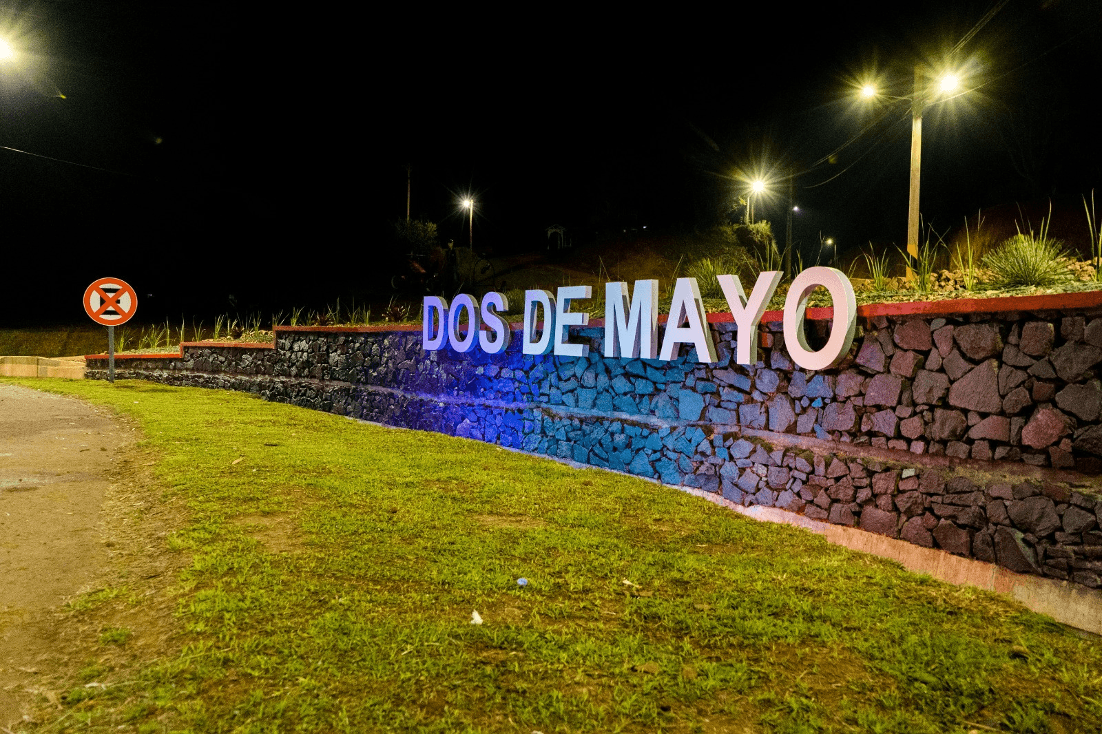 ACCESO MEJORADO Y NUEVAS LETRAS CORPÓREAS EN DOS DE MAYO - RADIO FENIX